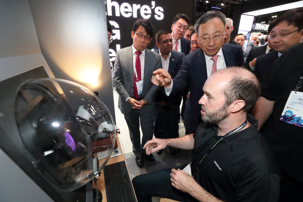 KT, 기업 및 정부와 손잡고 5G 시대 연다 - e4ds 뉴스