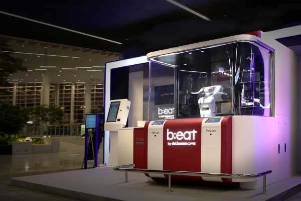 MWC19 프리뷰 - KT, "고객 질문에 대답하는" AI 로봇카페 ‘비트2E’ 첫 선 - e4ds news