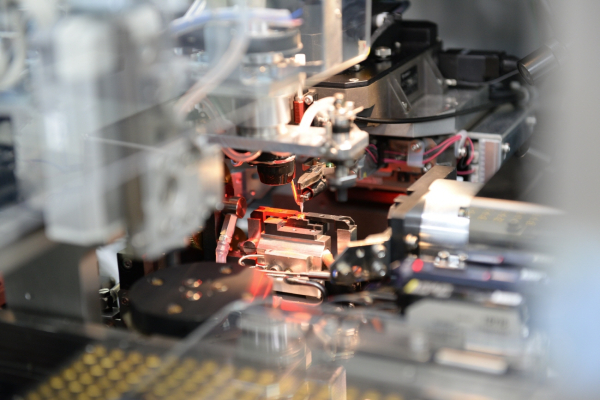 中企 10개사와 협력한 ETRI, 100기가 광통신 부품 상용화 완료 - e4ds news