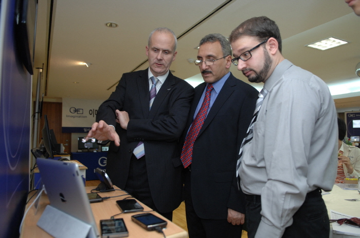 PowerVR 시리즈 6 신제품 출시 4개 클러스터 코어로 혁신적인 GPU 성능 제공 - e4ds news